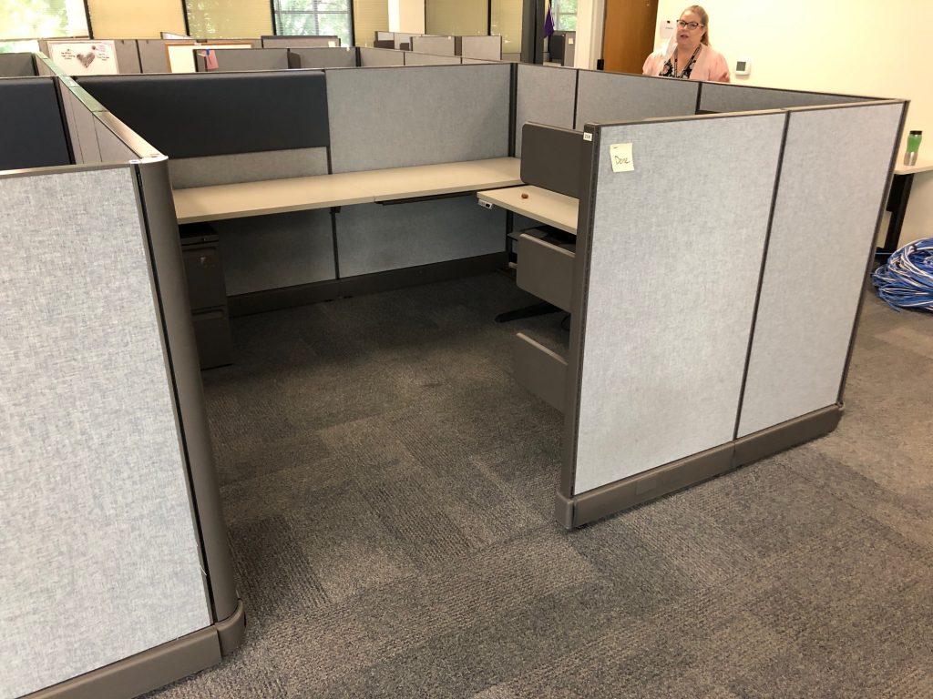 Herman Miller AO2 cubicles - Multiple sizes - R & M Office